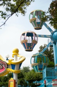 How to Enjoy Six Flags with Toddlers and Little Kids